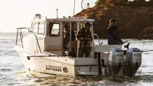 220 ADMIRAL EX – DEFIANCE BOATS